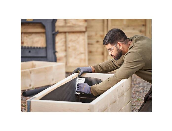 STANLEY® TR45 Easy-Squeeze Light-Duty Steel Staple Gun Works As A ...