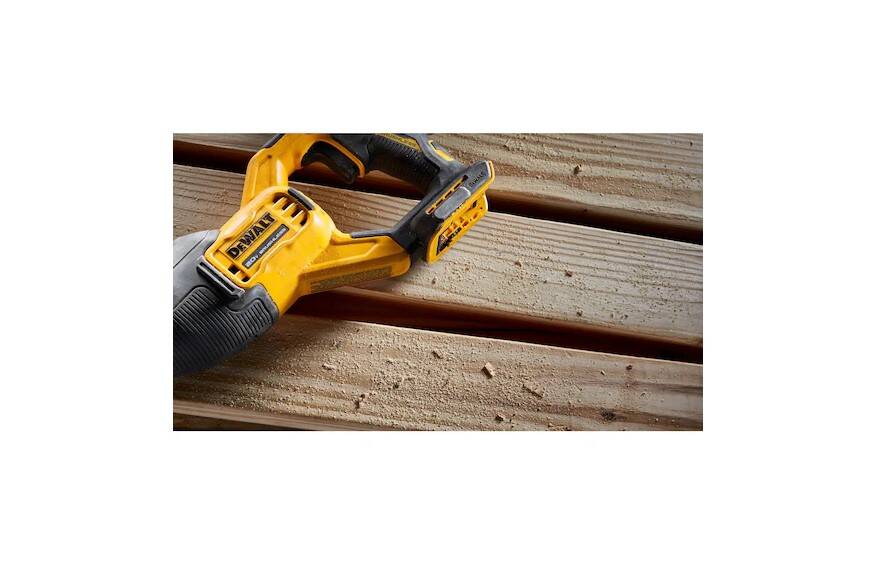 DeWALT® DCS382B XR® 20-Volt MAX* Variable Speed Brushless Cordless ...