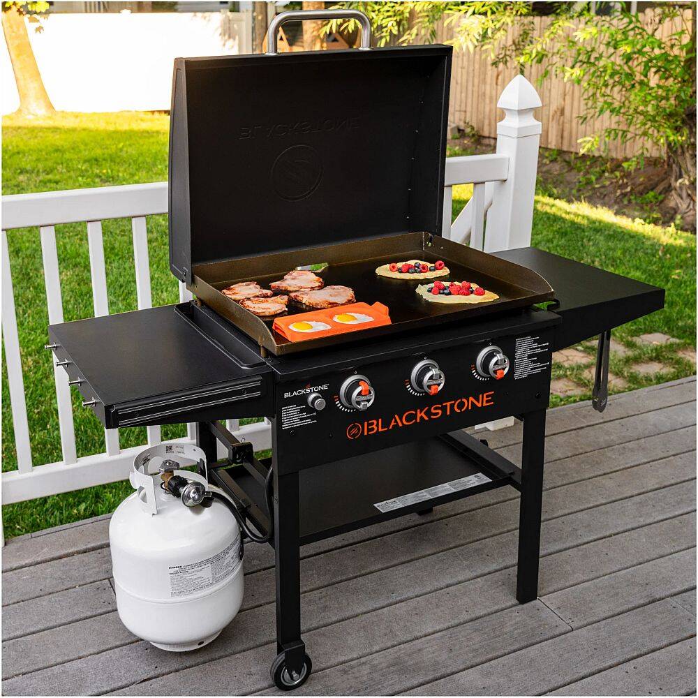BLACKSTONE 2403 28-Inch XL Omnivore Griddle With Hood at Sutherlands