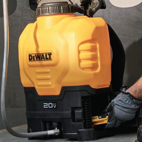 DeWALT® 190681 4-Gallon 20-Volt Li-Ion Backpack Sprayer Kit at Sutherlands