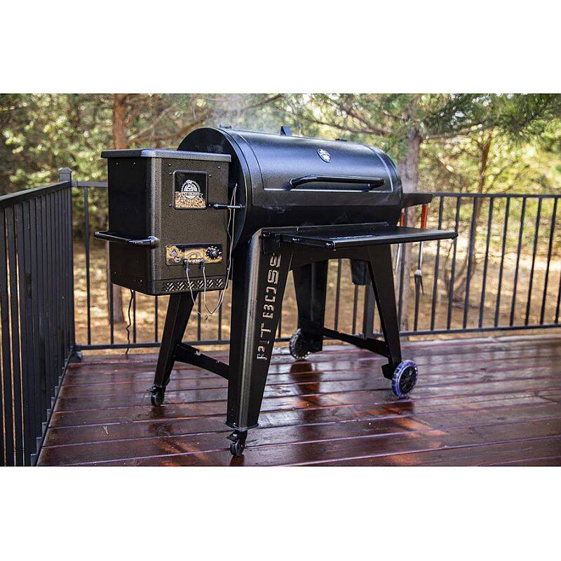 Pit Boss® 10914 Pit Boss Navigator 1150 Wood Pellet Grill With Wi-Fi ...