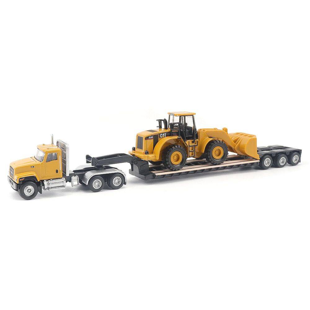 DIECAST MASTERS AMERICA 84418 1:87 HO Scale Cat CT681 Day Cab Tractor ...