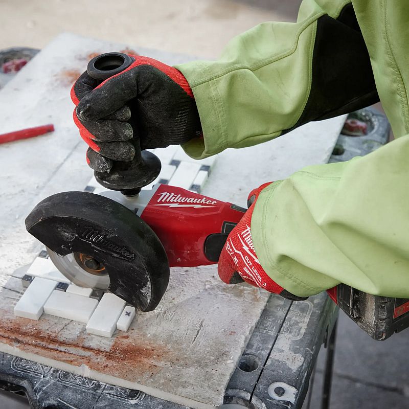 Milwaukee® 2686-20 4-1/2 To 5-Inch M18™Cordless Brushless Cut-Off ...