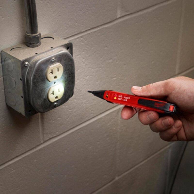 Milwaukee® 2203-20 10-Volt to 1000-Volt Dual Range Voltage Detector ...