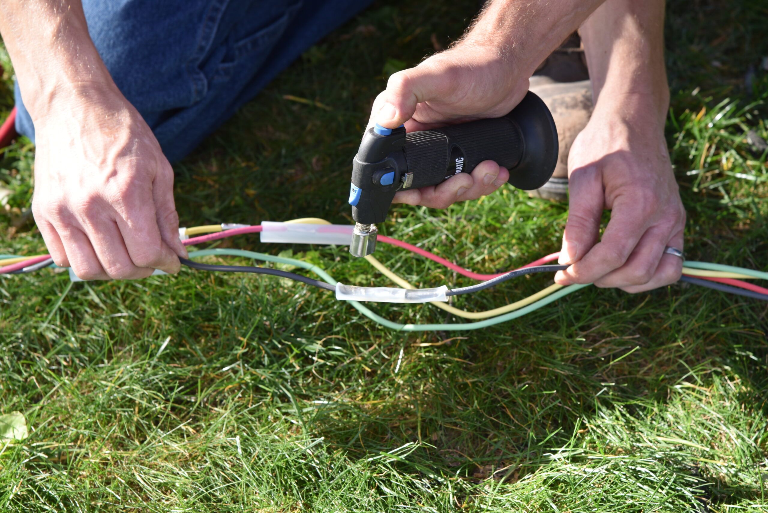 ECO-FLO EFHSK4 4-Wire Clear Splice Kit at Sutherlands