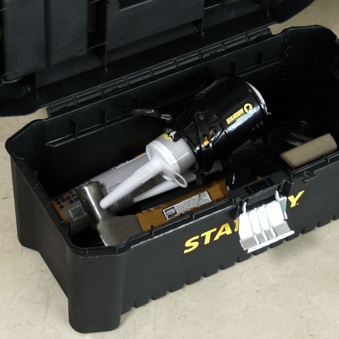 SILIGUN™ SILIGUN4 Heavy Duty Dripless Caulk Gun For 10-Ounce Tubes at Sutherlands