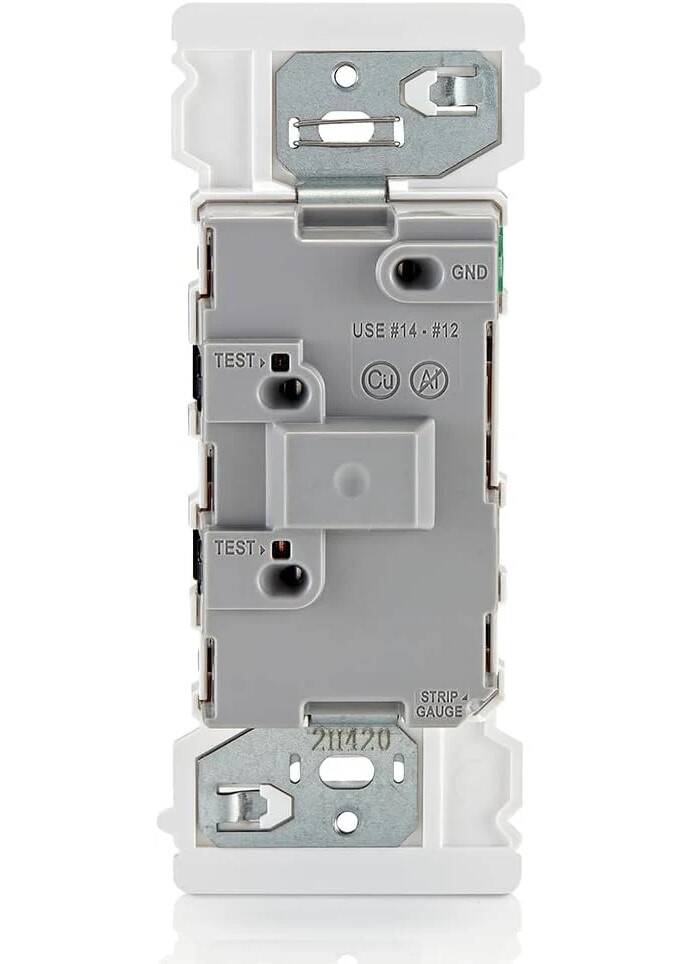 Leviton B02-E5603-0SW 15-Amp 3-Way Rocker Grounding Switch White ...