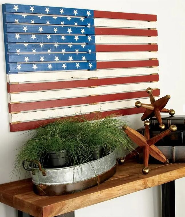 UMA 48691 21-Inch X 38-Inch Red Farmhouse American Flag Wood Wall Decor ...