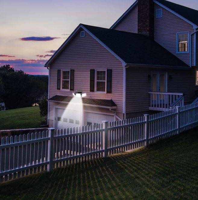 PINEGREEN LIGHTING CL-SML3 3-Head LED Solar Motion Sensor Light, 1500 Lumen at Sutherlands