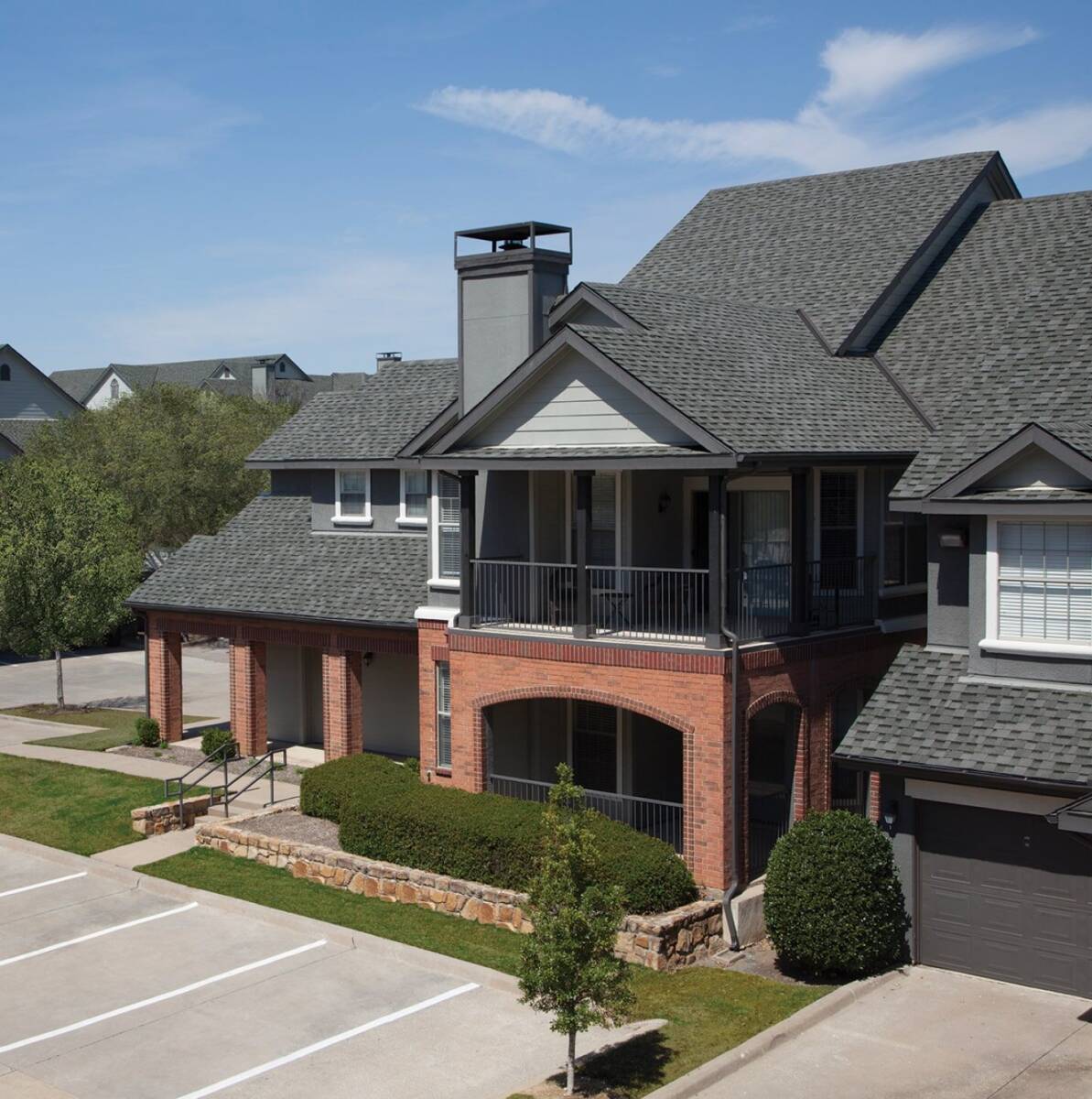 IKO ARCHITECTURAL Cambridge® Dual Grey Laminated Architectural Shingle ...